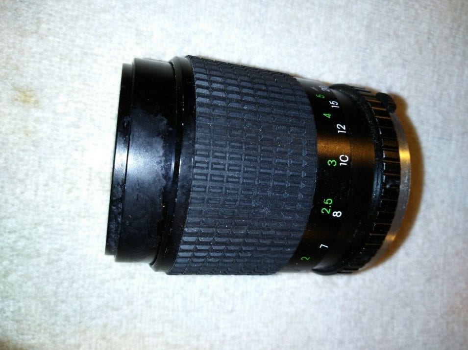 Cosina 135mm f2.8 Lens OM Mount ( Malaysia )