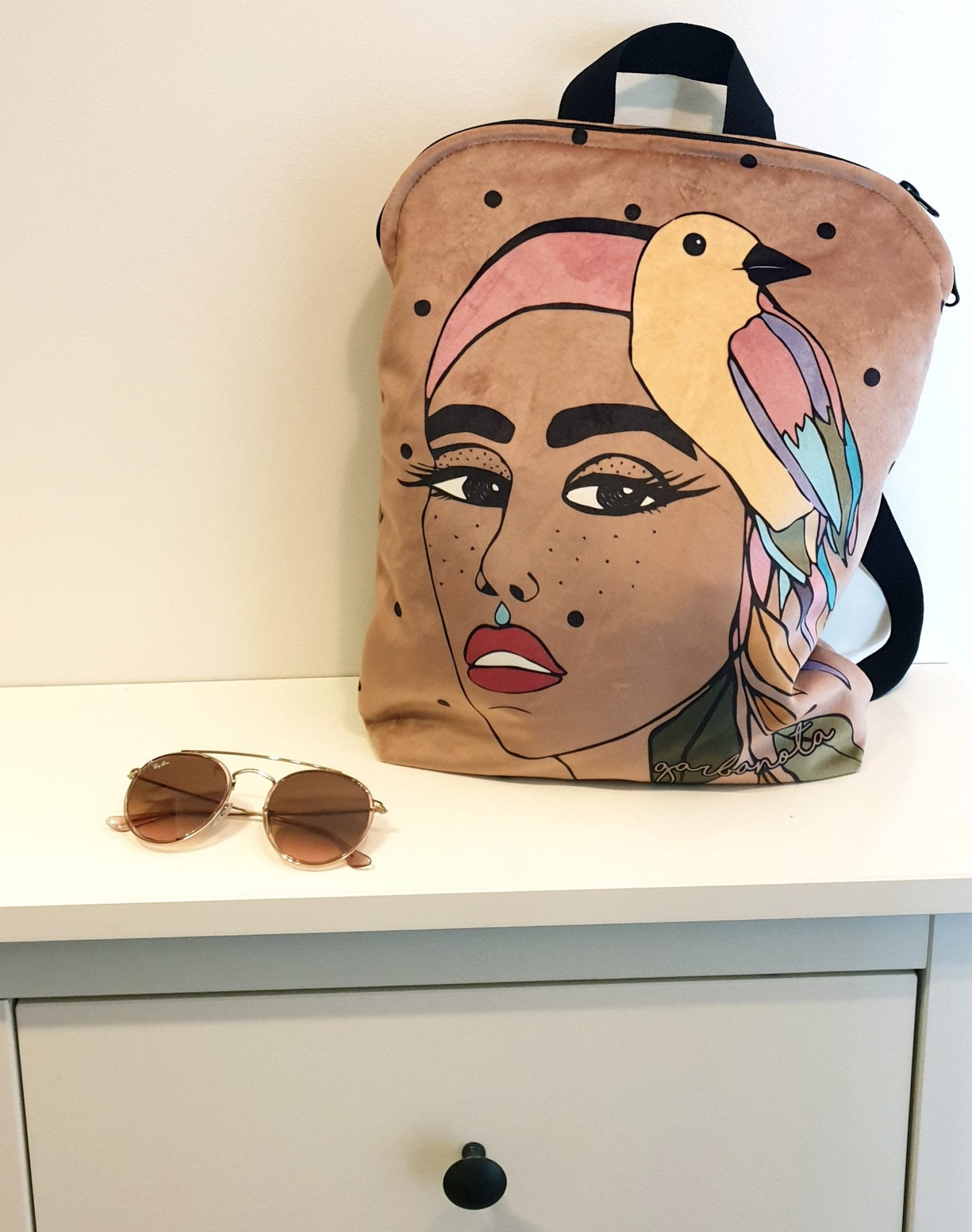 Carry An Art Over Your Shoulder With These Unique Canvas Backpacks