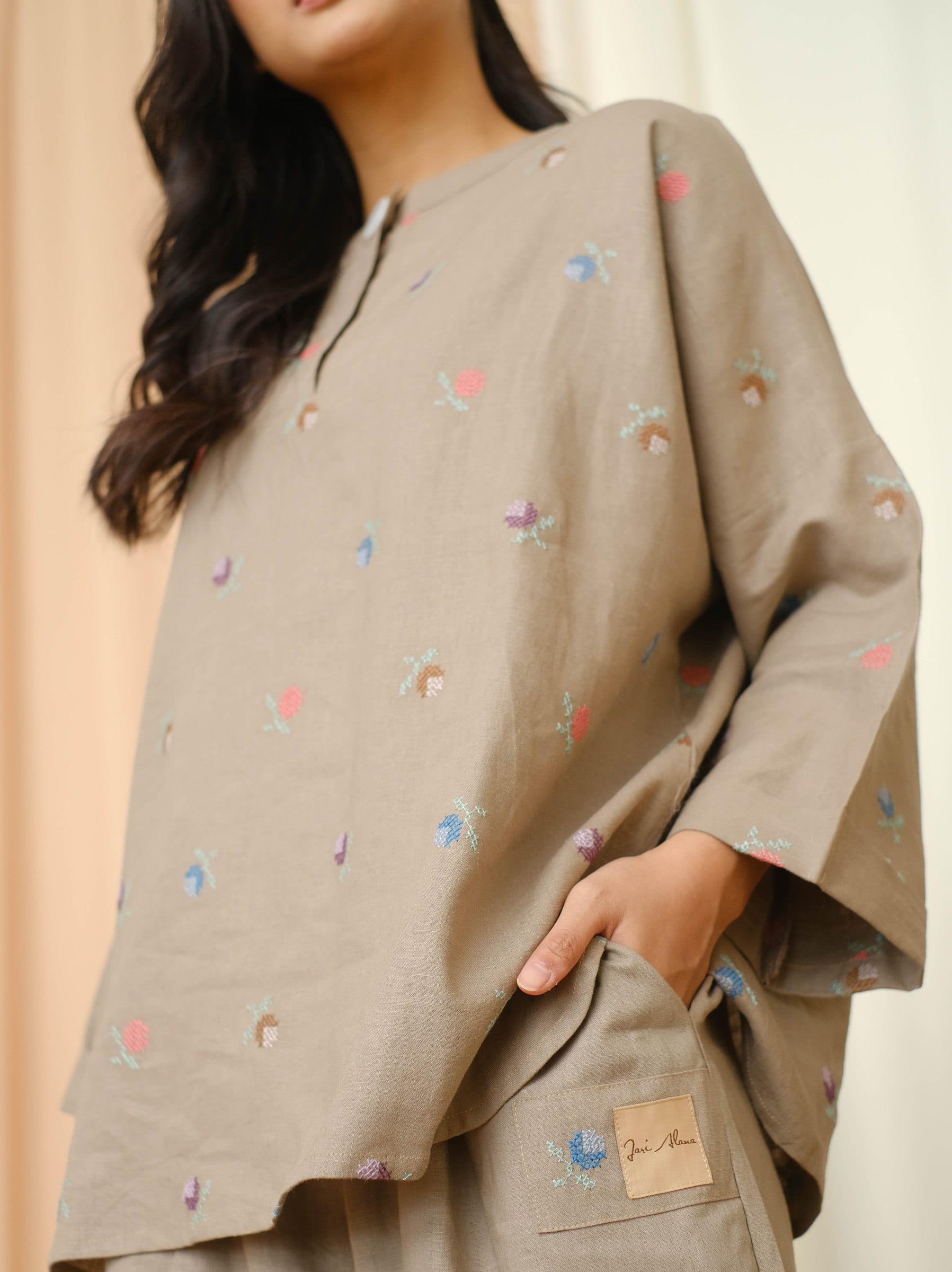 Casual But Chic Dressing In Boxy Blouses For Eid 2021 With Jari Alana