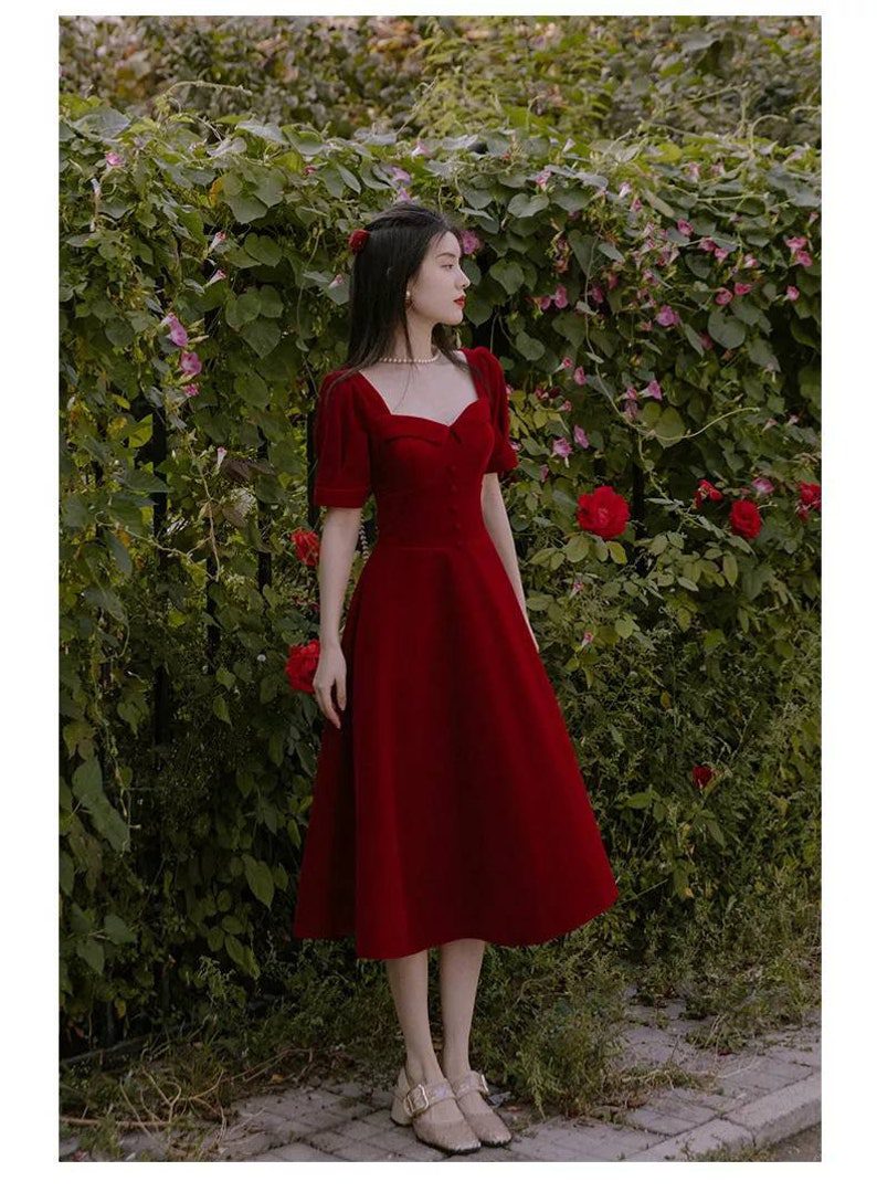 10 Red Dress Styles To Trigger Happy Holiday Mood Vibes